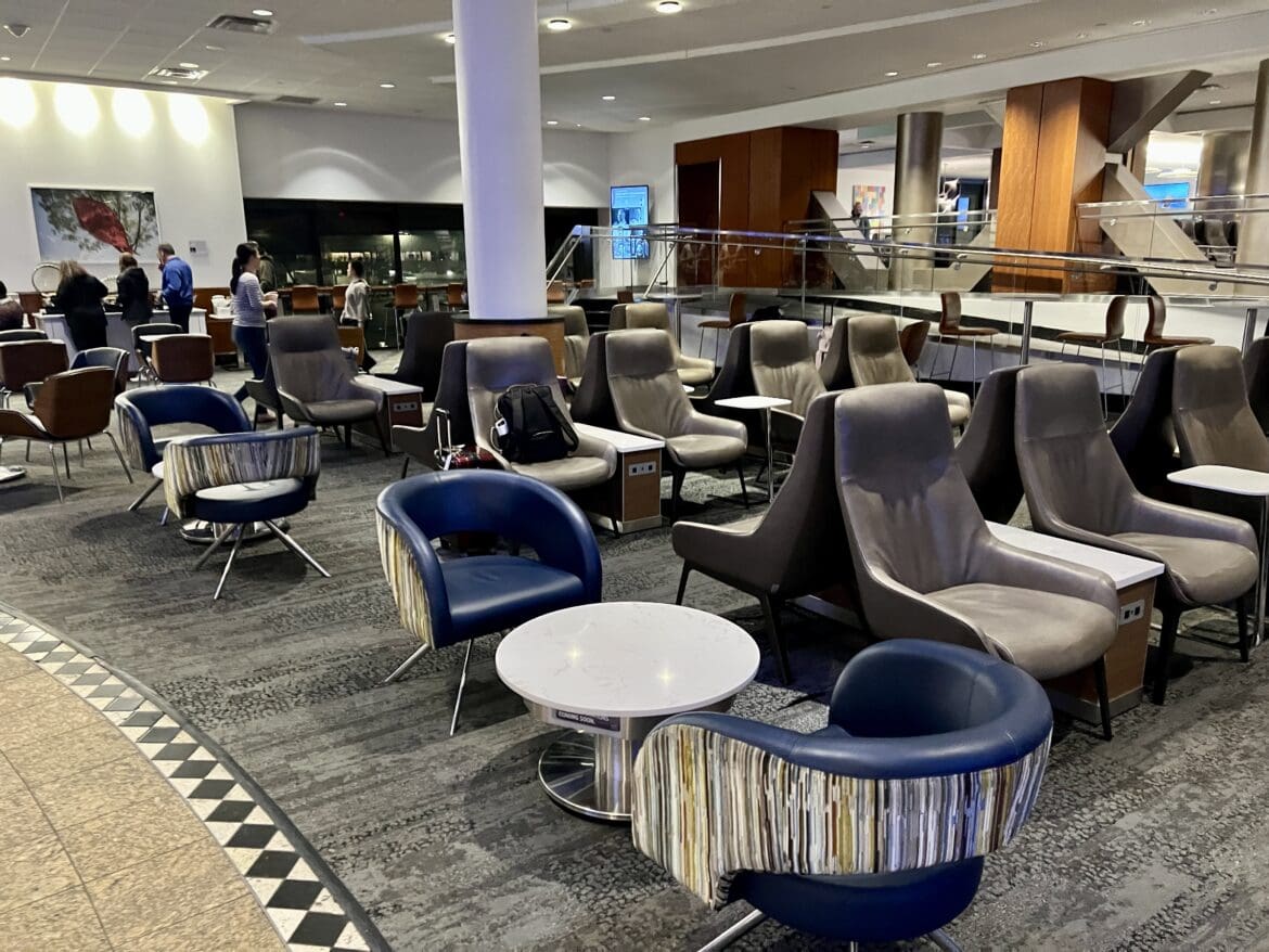 Lounge Review: Delta Sky Club® (ATL - Gate A17) - The Bulkhead Seat