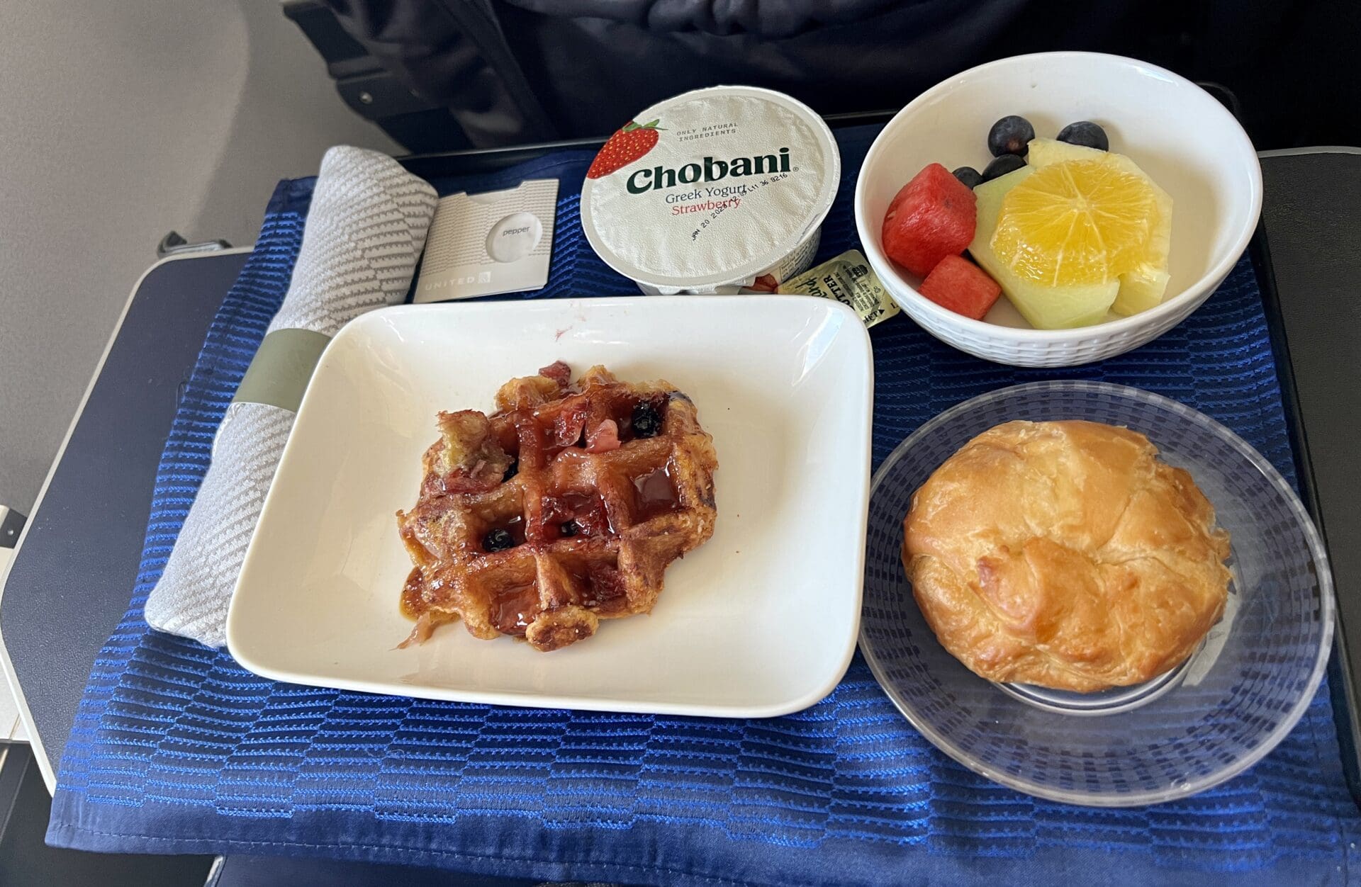 Taste Test: New Breakfast Options in United First Class - The Bulkhead Seat