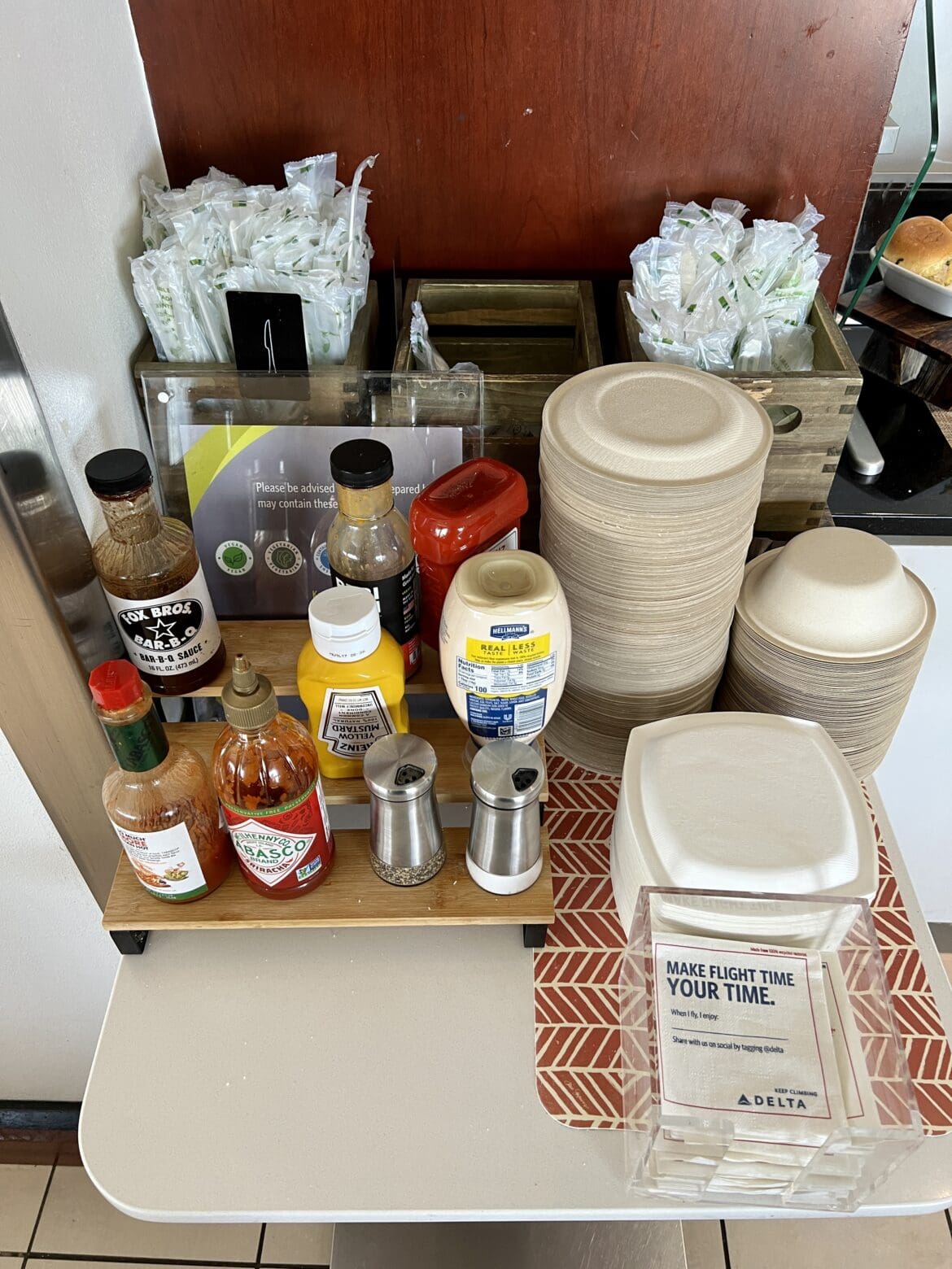 Lounge Review: Delta Sky Club® (ATL - Gate D12) - The Bulkhead Seat