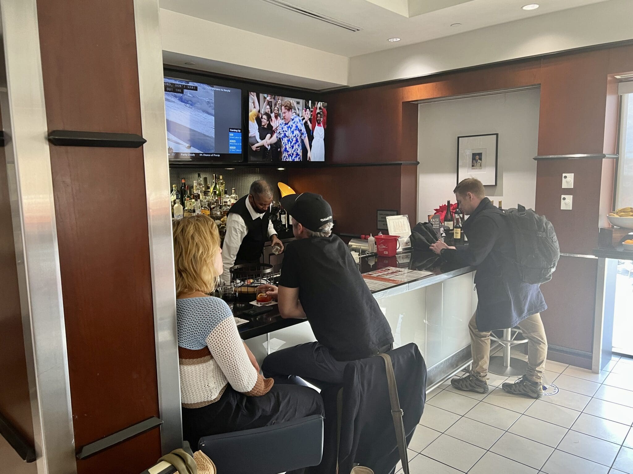Lounge Review: Delta Sky Club® (ATL - Gate D12) - The Bulkhead Seat