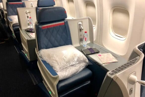 What Should I Choose For My 2024 Delta Choice Benefit? - The Bulkhead Seat
