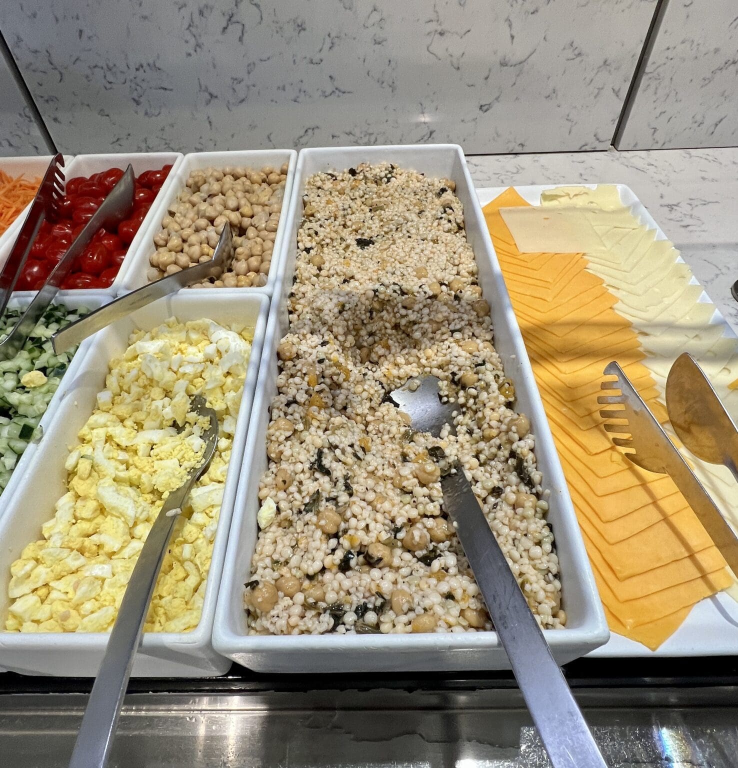 Lounge Review: United Club℠ (ORD - Gate B6) - The Bulkhead Seat