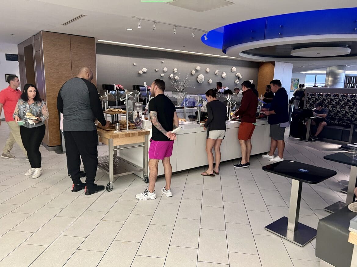 Lounge Review: Delta Sky Club® (ATL - Gate E15) - The Bulkhead Seat