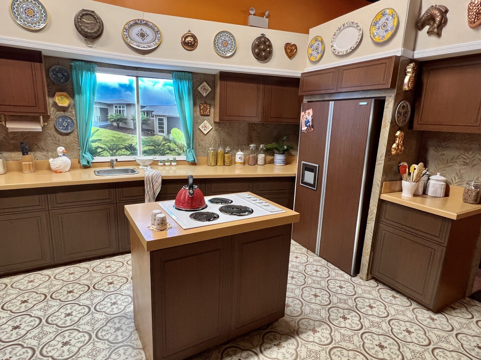 Pop-Up Review: The Golden Girls Kitchen - The Bulkhead Seat