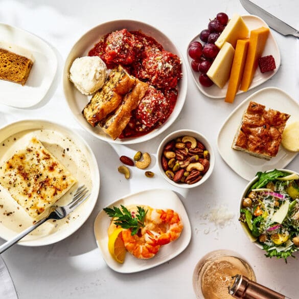Delta is Introducing New Food and Beverage Options In-Flight This Fall ...
