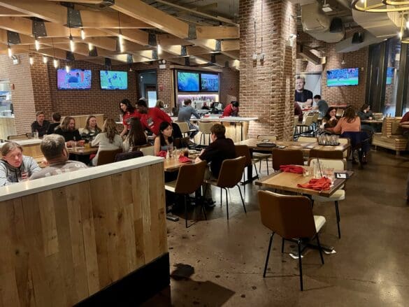 Restaurant Review: Gordon Ramsay Burger (Chicago) - The Bulkhead Seat