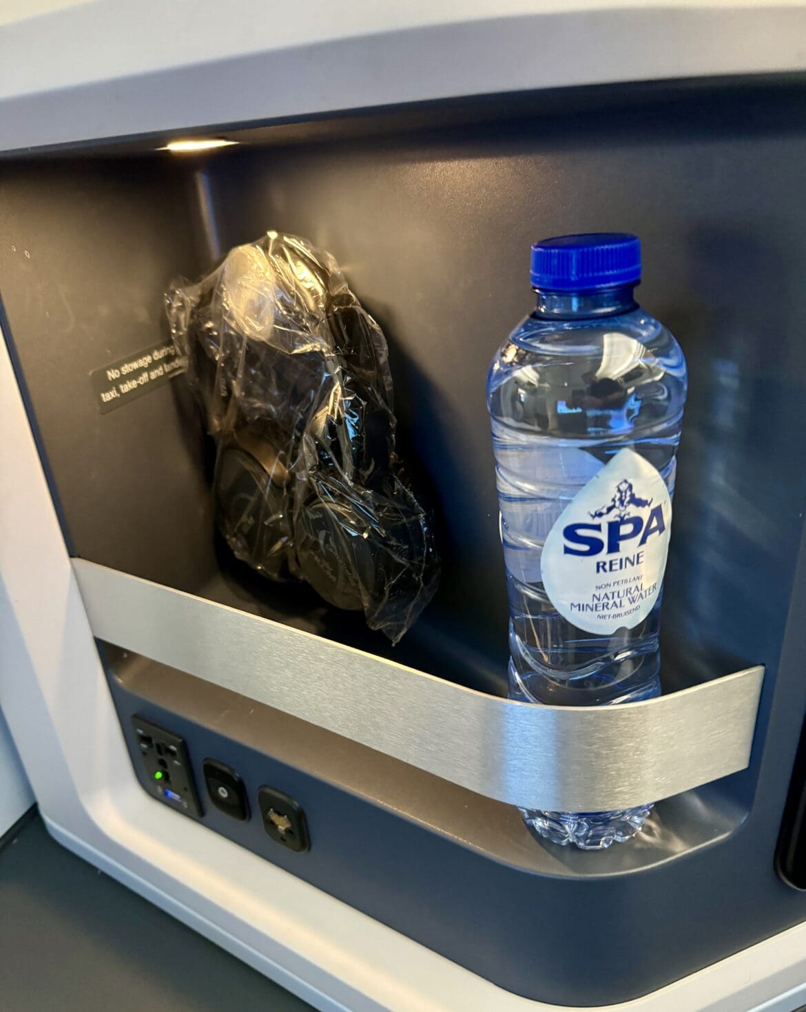 Flight Review: KLM Boeing 787-10 World Business - ORD-AMS - The ...