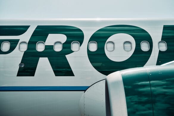 Flight Review: Delta Airlines Airbus A330 Delta One® - MSP-CDG - The ...