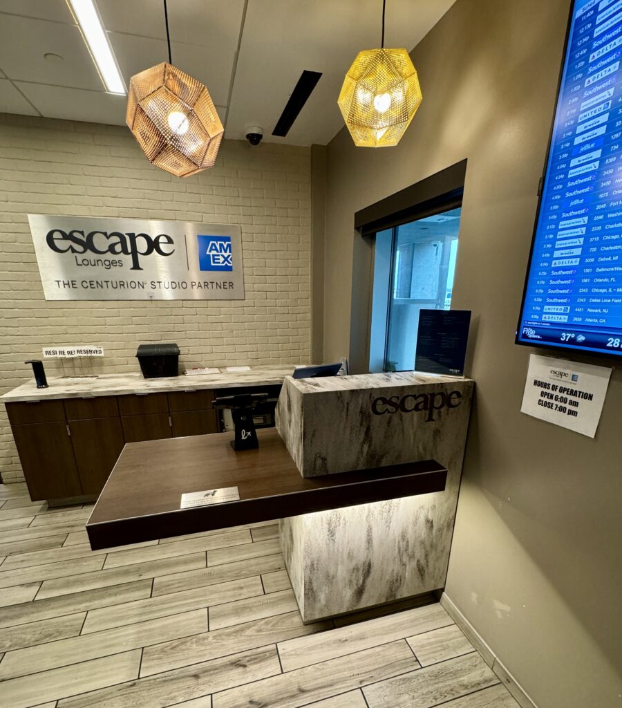 Lounge Review: Escape Lounge - The Centurion® Studio Partner (PVD ...
