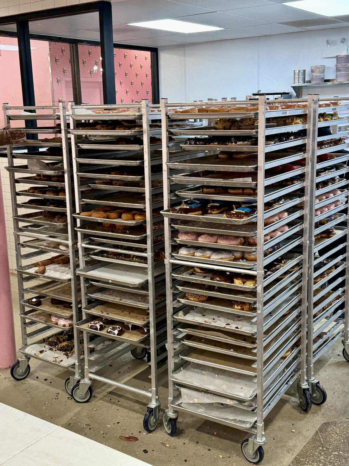 Bakery Review: Voodoo Doughnut (Chicago - Fulton Market) - The Bulkhead ...