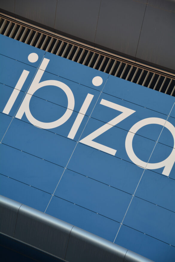 Ibiza Airport Shutdown After Ryanair Passenger Makes "Bomb Threat ...