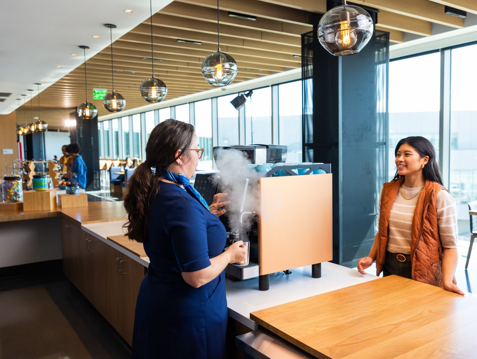 Alaska Airlines Opens Its New Lounge in Terminal 1 At San Francisco ...