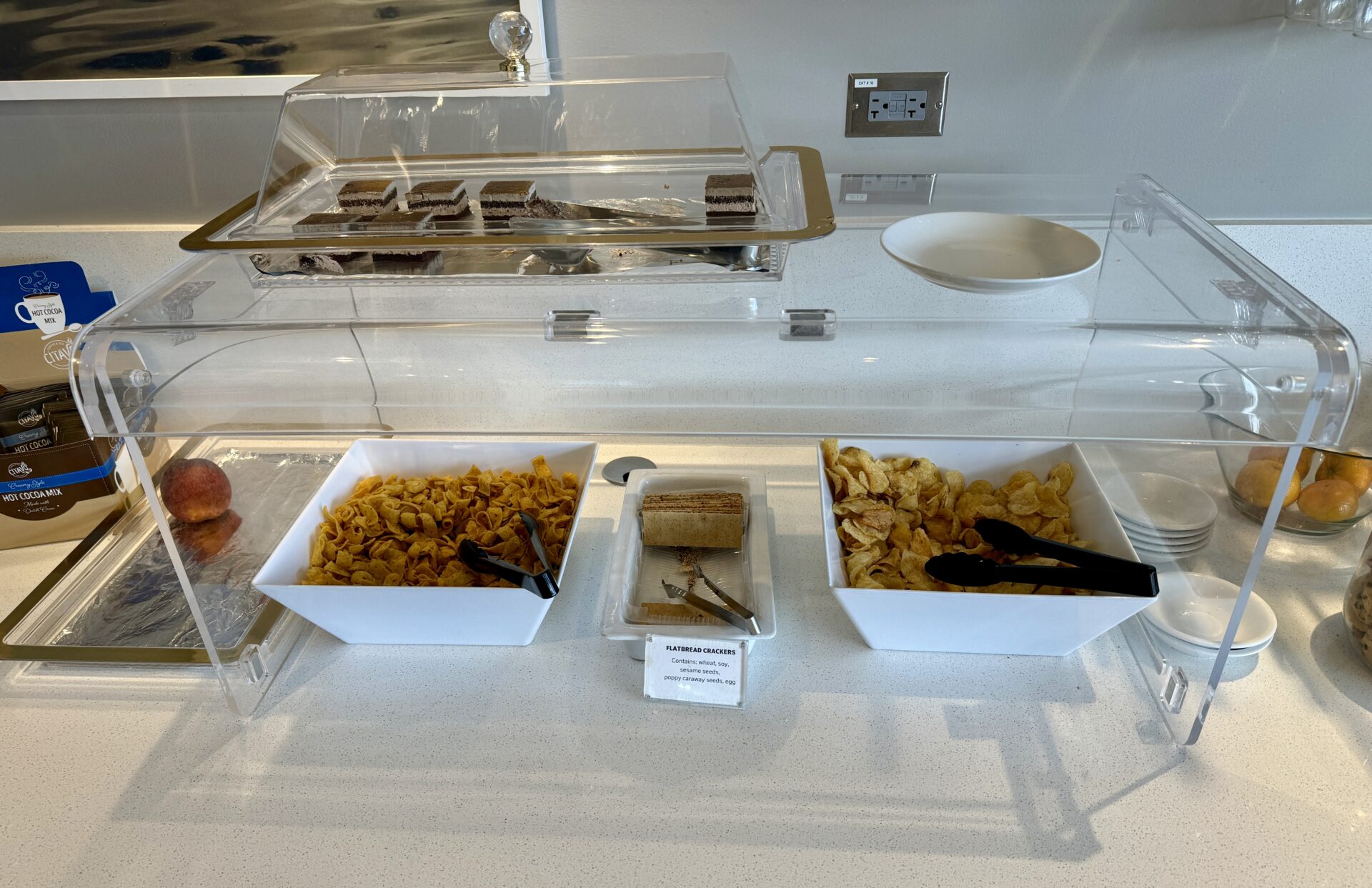 Lounge Review: SAS Lounge (ORD) - The Bulkhead Seat