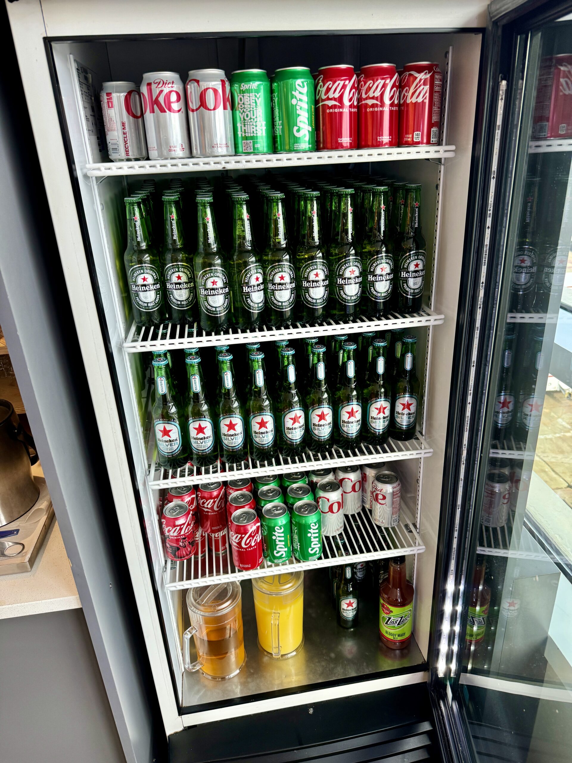 Lounge Review: SAS Lounge (ORD) - The Bulkhead Seat