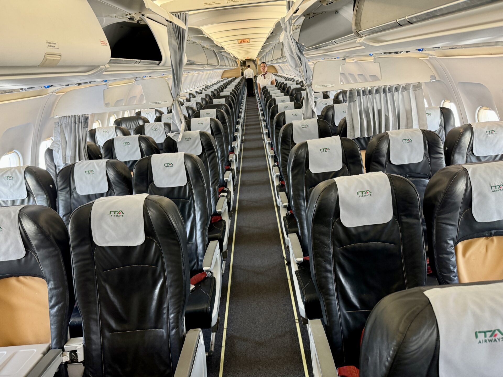 Flight Review: ITA Airways Airbus A320 Business Class - BDS-FCO - The ...
