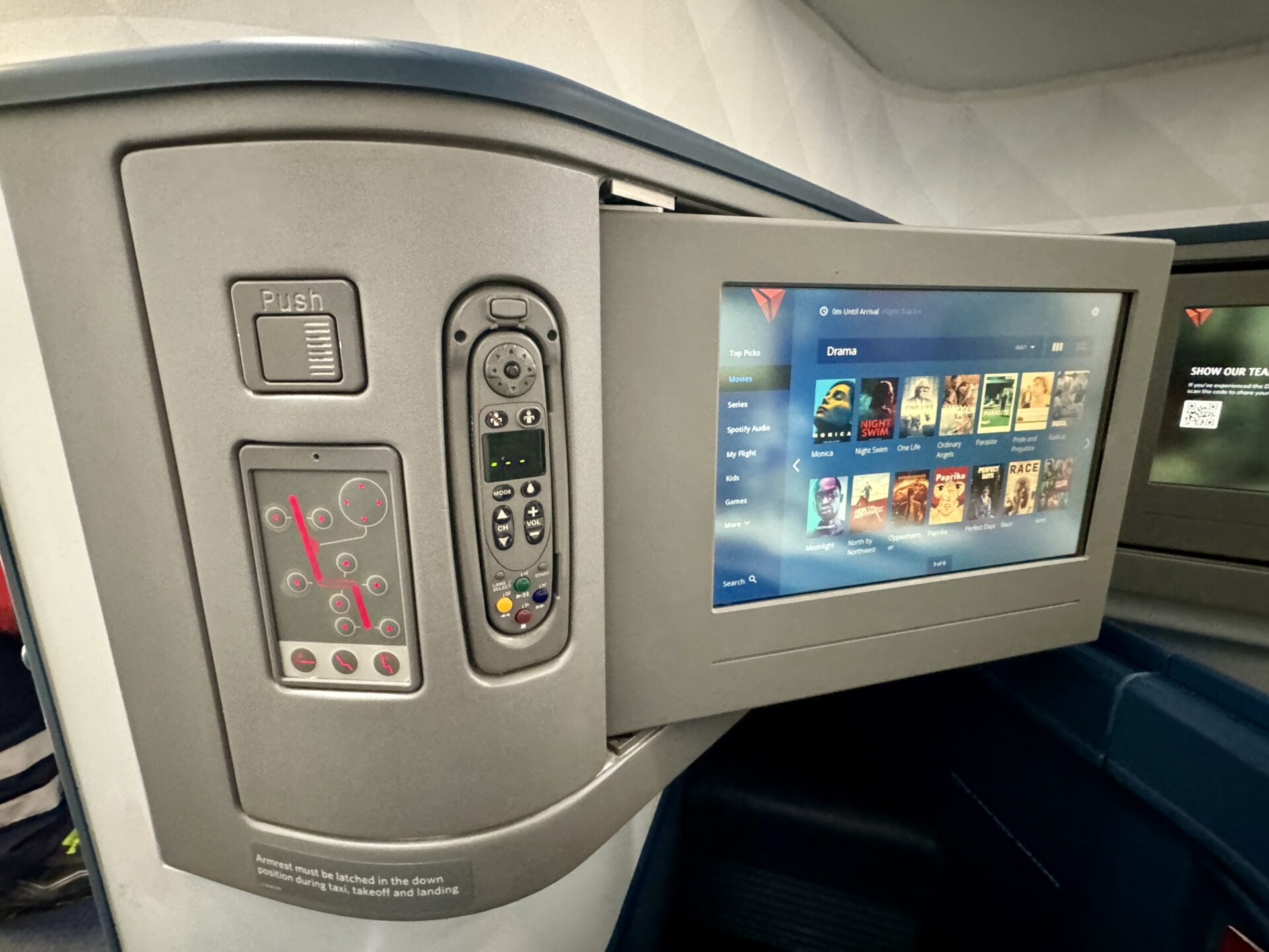 Flight Review: Delta Air Lines Airbus A330 Delta One® - FRA-JFK - The ...