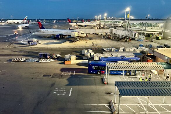 LAX is Renumbering Its Terminals and Gates - The Bulkhead Seat