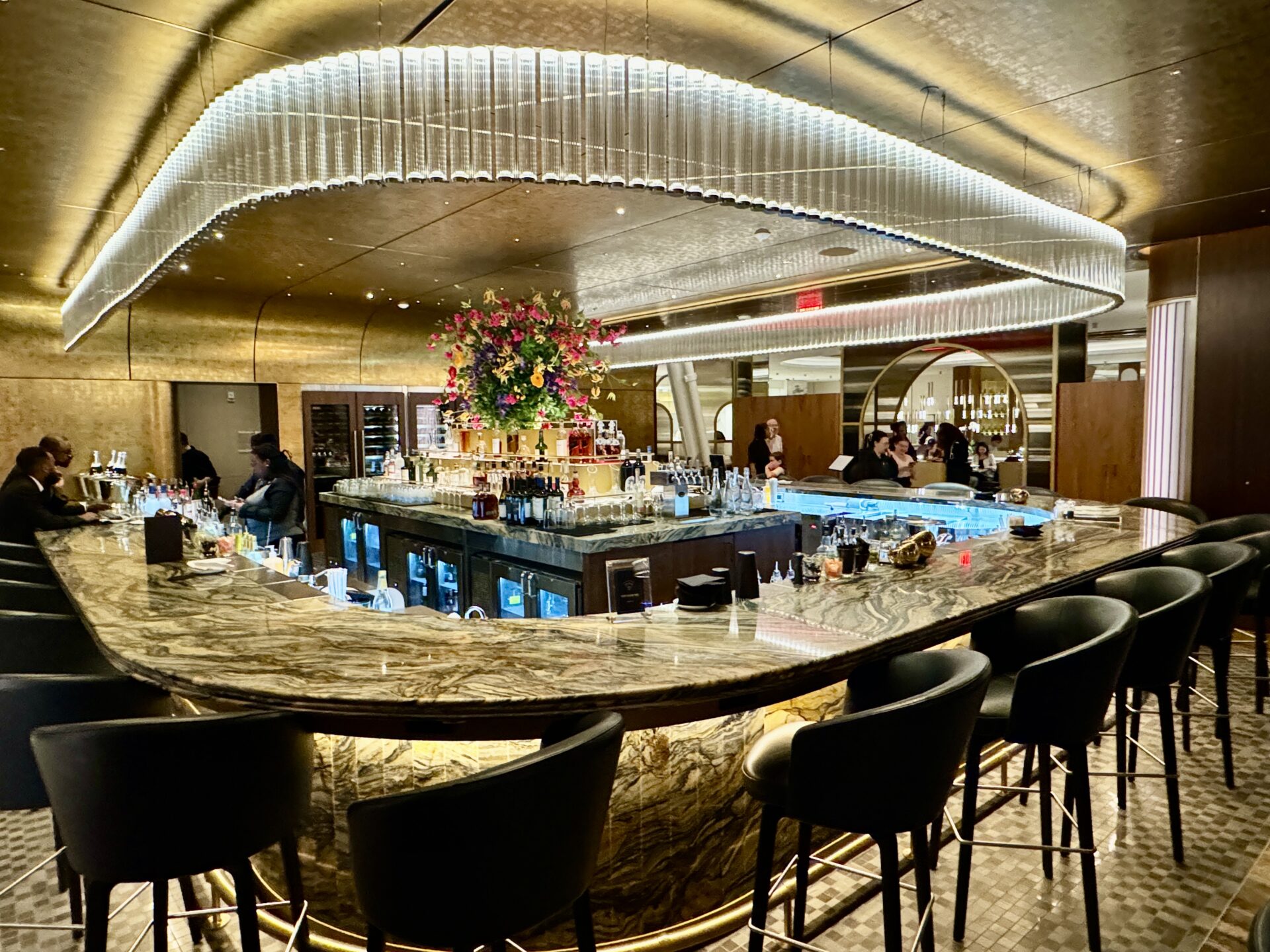 Lounge Review: Delta One® Lounge (JFK) - The Bulkhead Seat