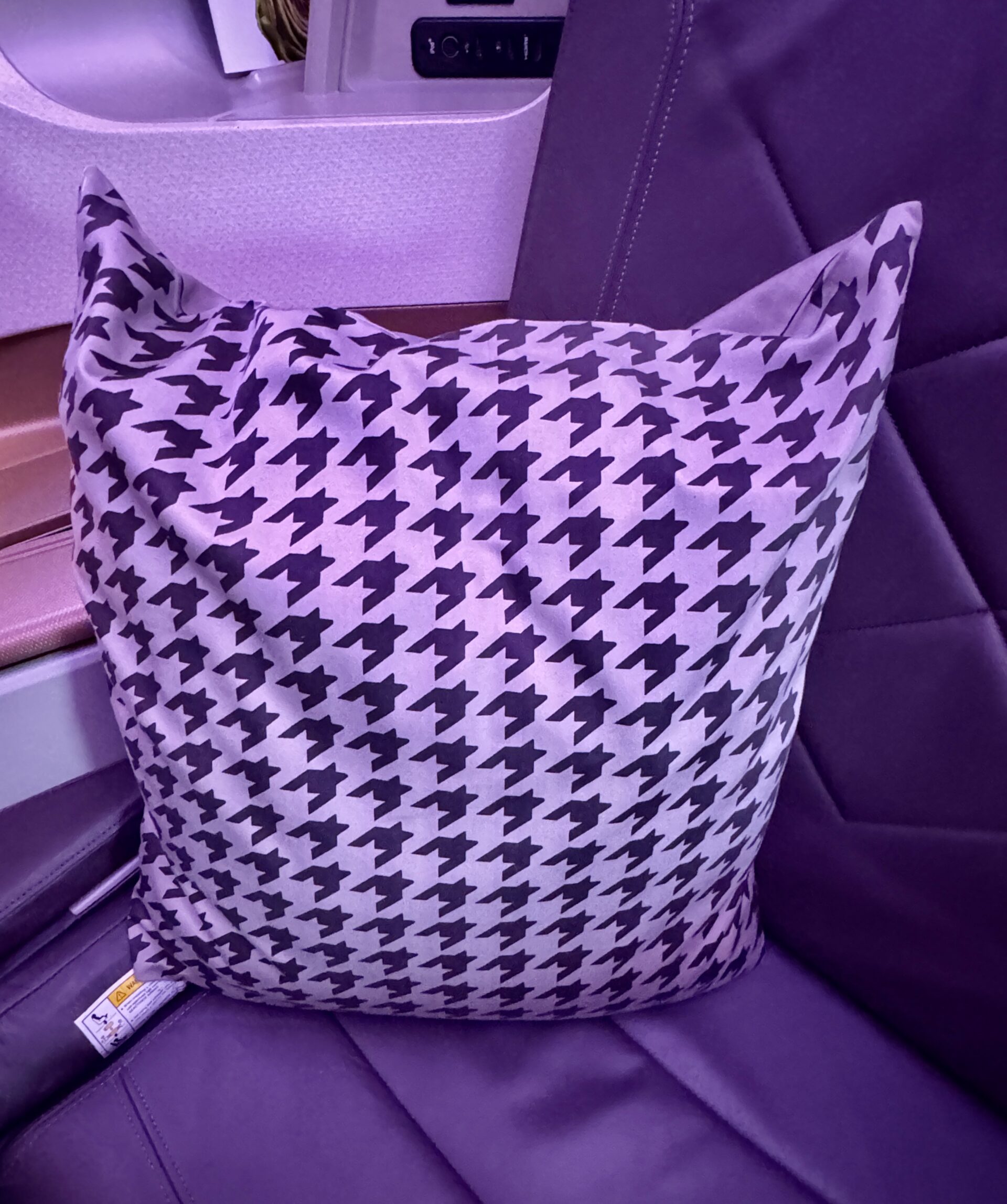 Flight Review: Singapore Airbus A350-900 Business Class - MAN-IAH - The ...