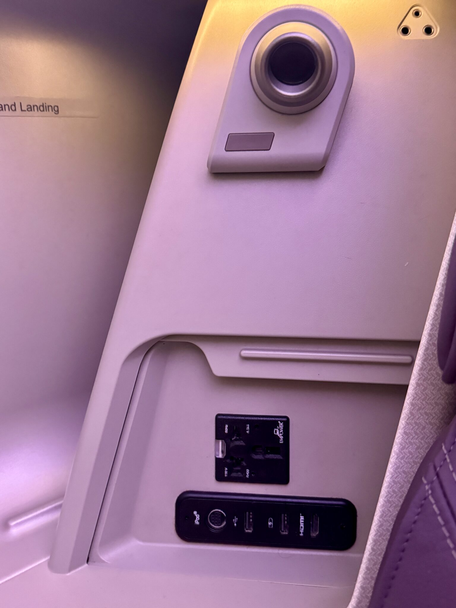 Flight Review: Singapore Airbus A350-900 Business Class - MAN-IAH - The ...