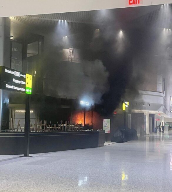 Starbucks At Terminal A In Newark Airport Catches Fire And Causes ...