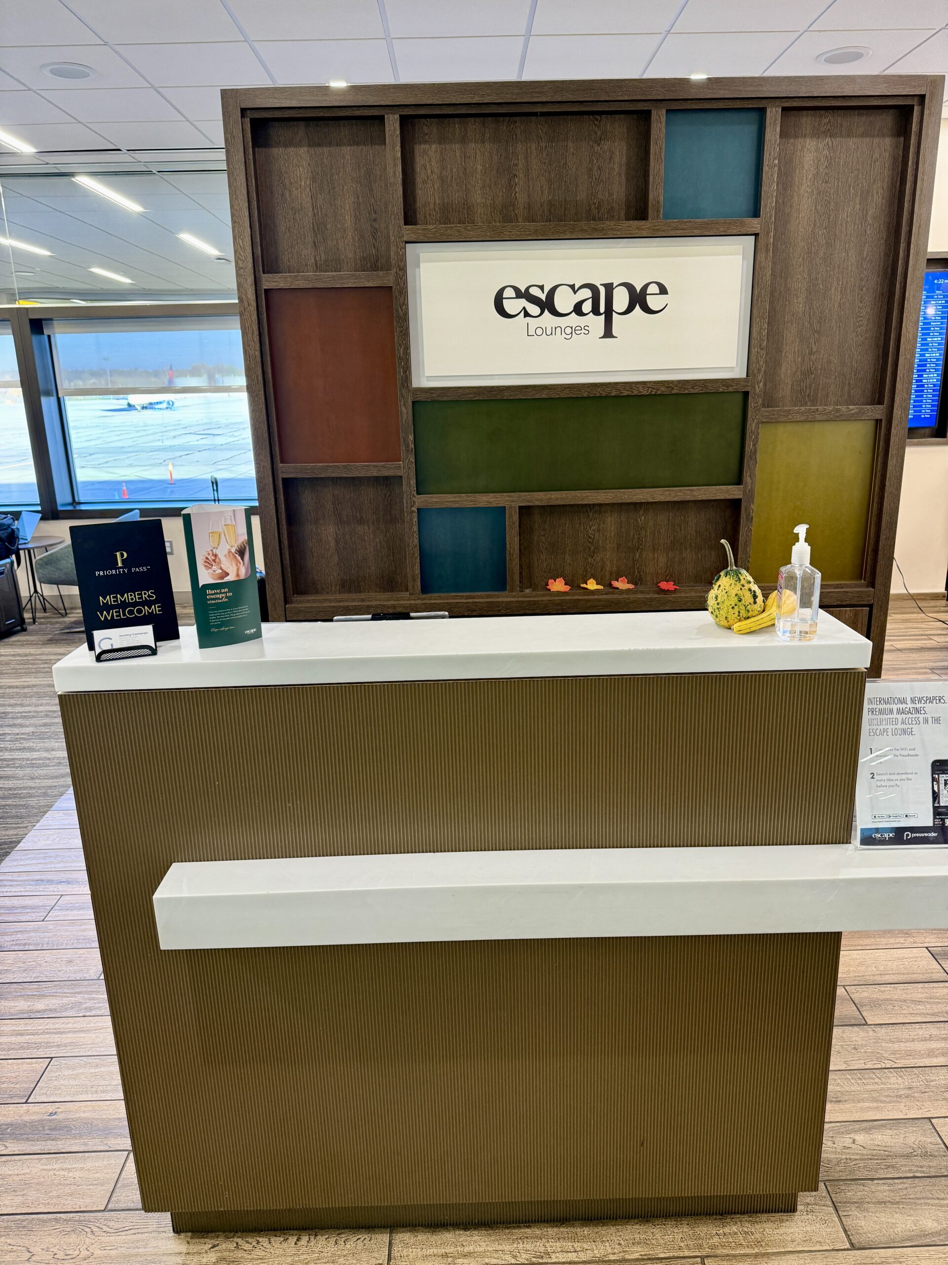 Lounge Review: Escape Lounge – The Centurion® Studio Partner (CMH ...