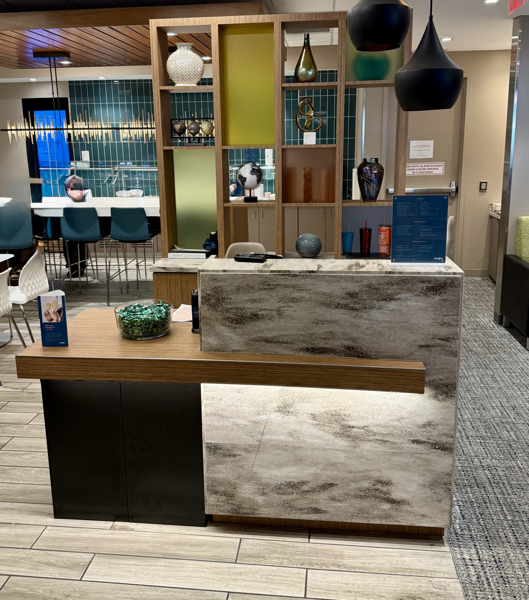 Lounge Review: Escape Lounge – The Centurion® Studio Partner (CVG ...