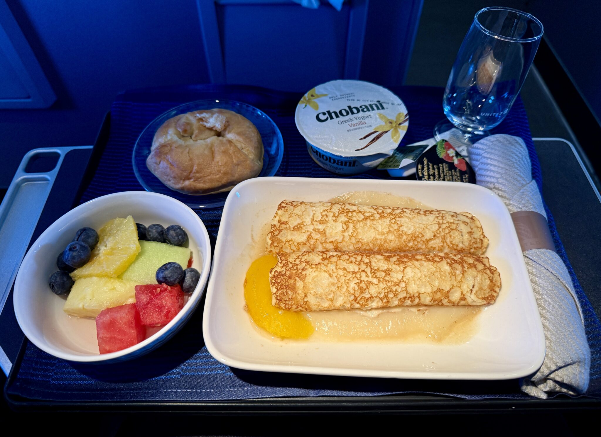 Taste Test: Peach Cobbler Crepes on United Airlines - The Bulkhead Seat
