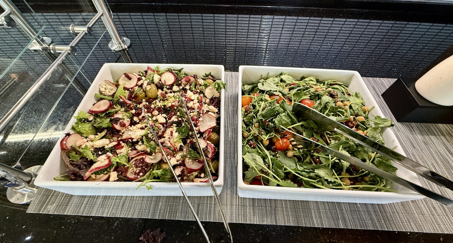 Lounge Review: United Club℠ (ORD - Gate E7) - The Bulkhead Seat