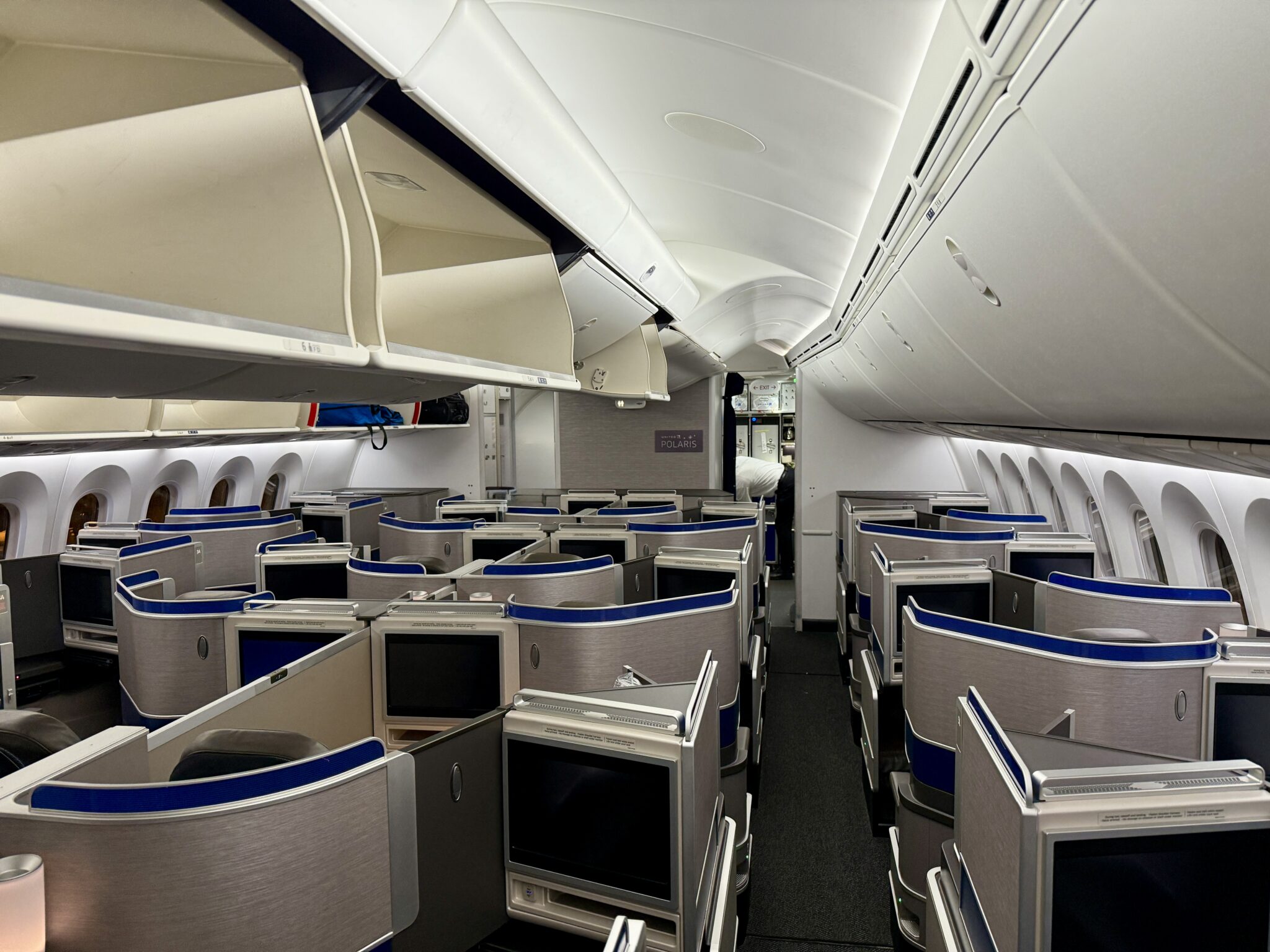 Flight Review: United Airlines Boeing 787-9 First – IAD-LAX - The ...