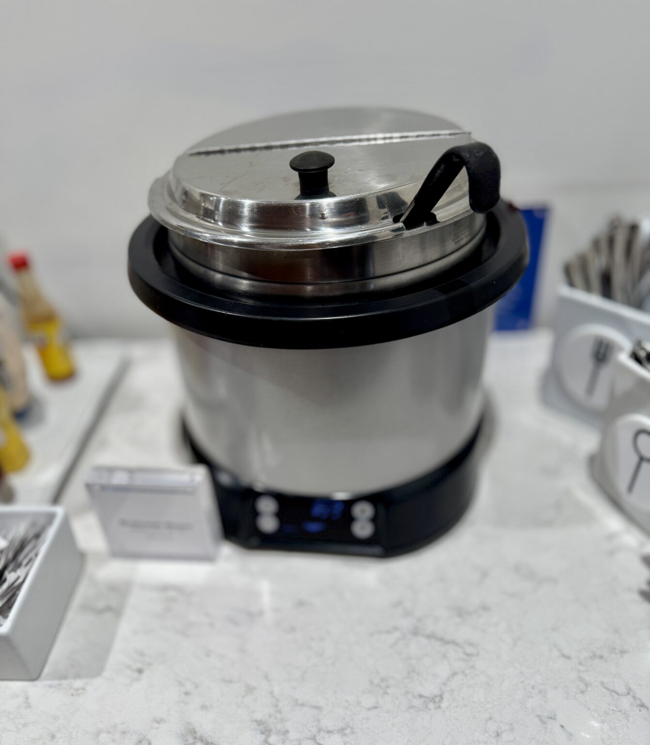 Lounge Review: United Club℠ (IAD - Gate C7) - The Bulkhead Seat