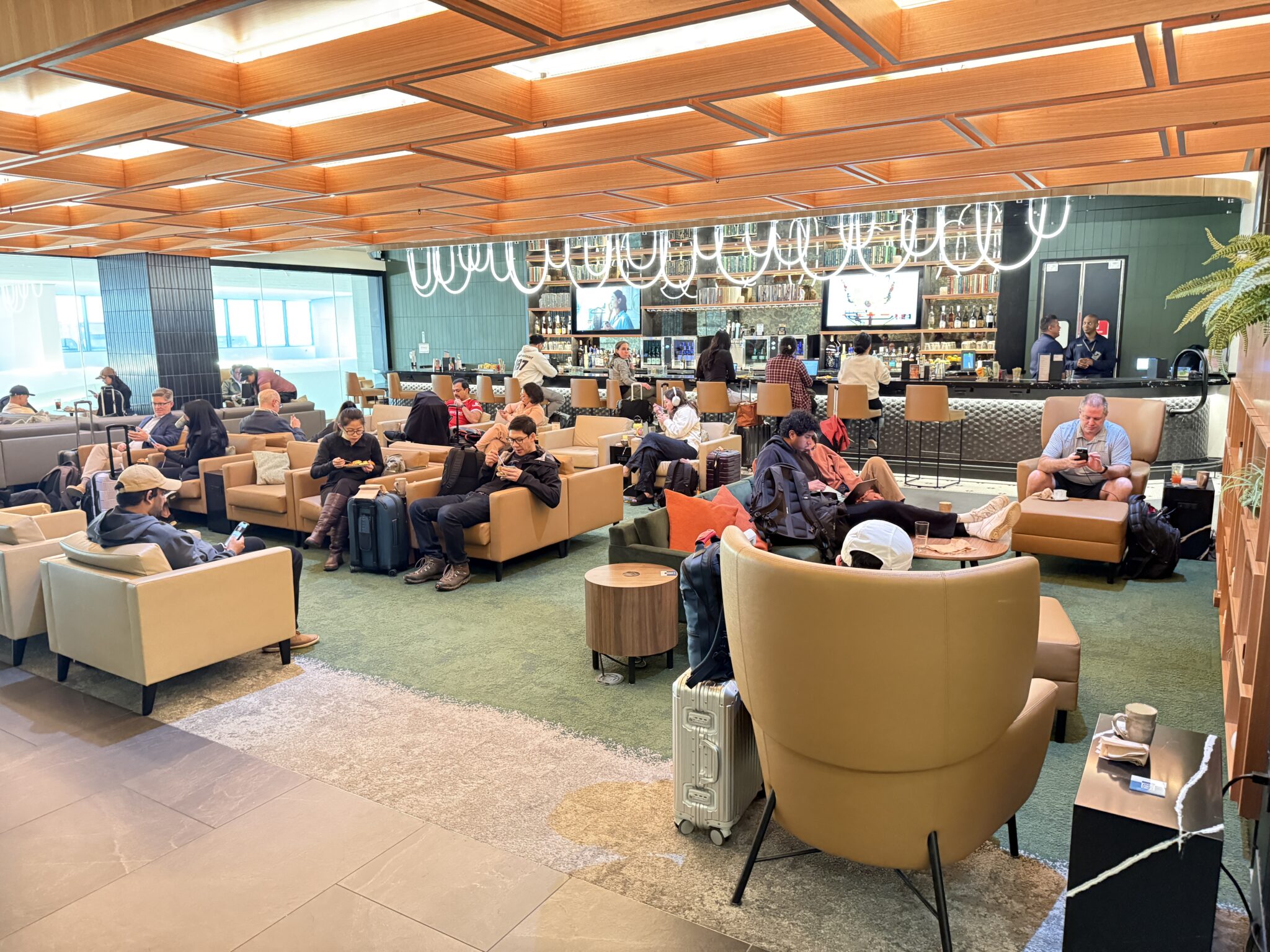 Lounge Review: The Club SFO - The Bulkhead Seat