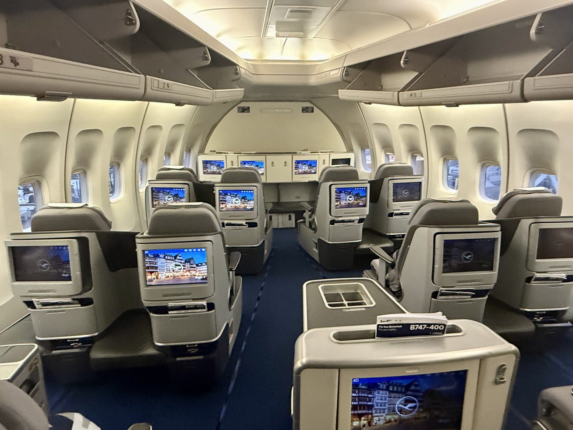 Flight Review: Lufthansa Boeing 747-400 Business Class – YYZ-FRA - The ...