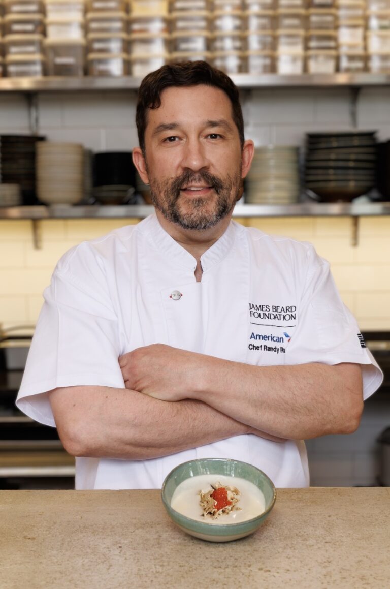 American's Flagship® and Admirals Club® Lounges in Philadelphia Tease ...