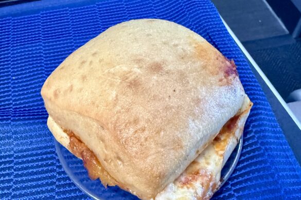 Flight Review: ITA Airways Airbus A220 Business Class - FCO-FRA - The ...