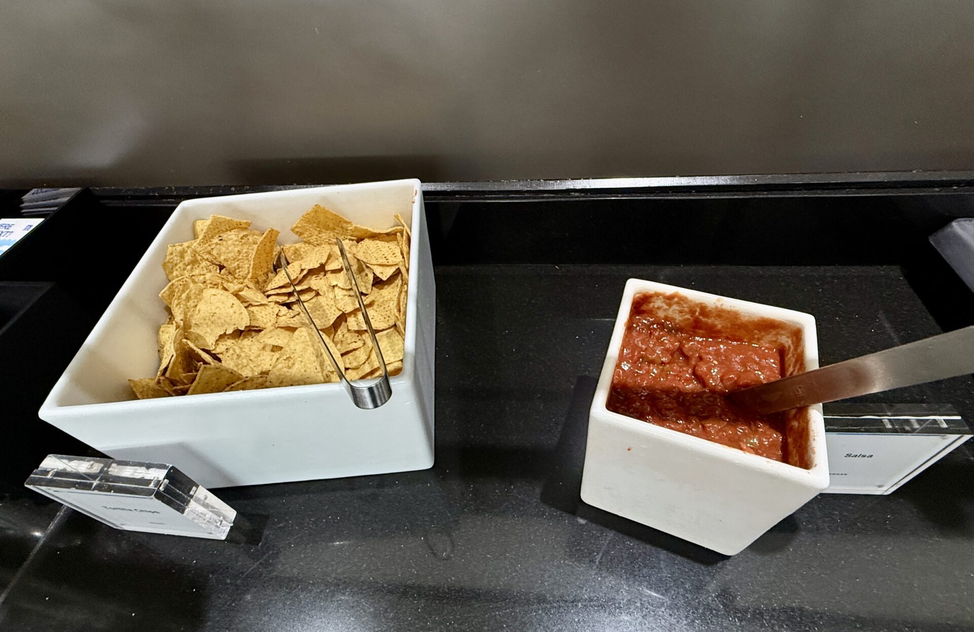 Lounge Review: United Club℠ (IAH – Gates E11 and E12) - The Bulkhead Seat