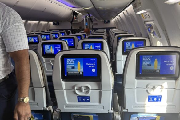 Flight Review: United Airlines Boeing 787-9 First – IAD-LAX - The ...