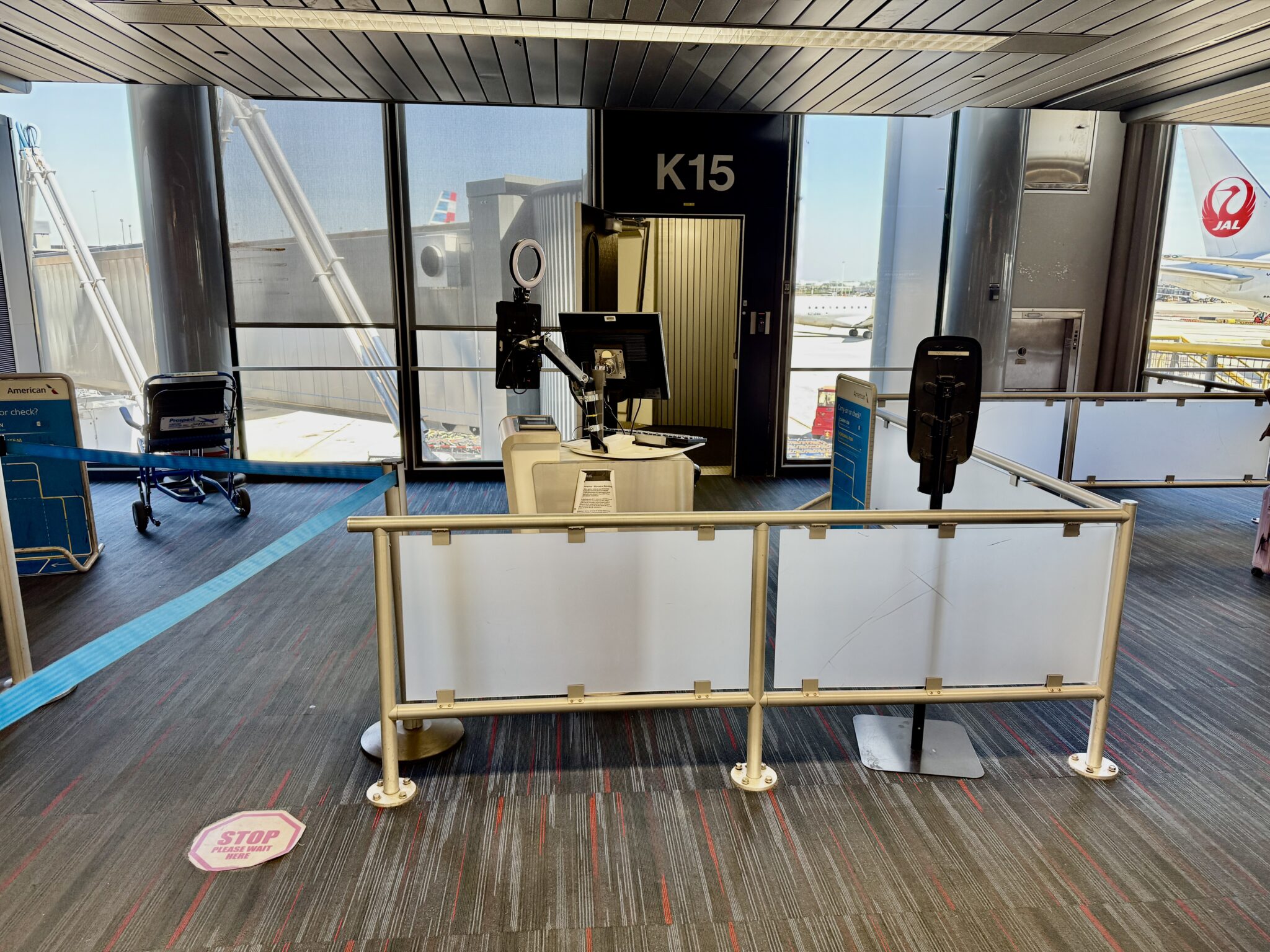 Flight Review: American Airlines Airbus A321 First Class - ORD-LAX ...