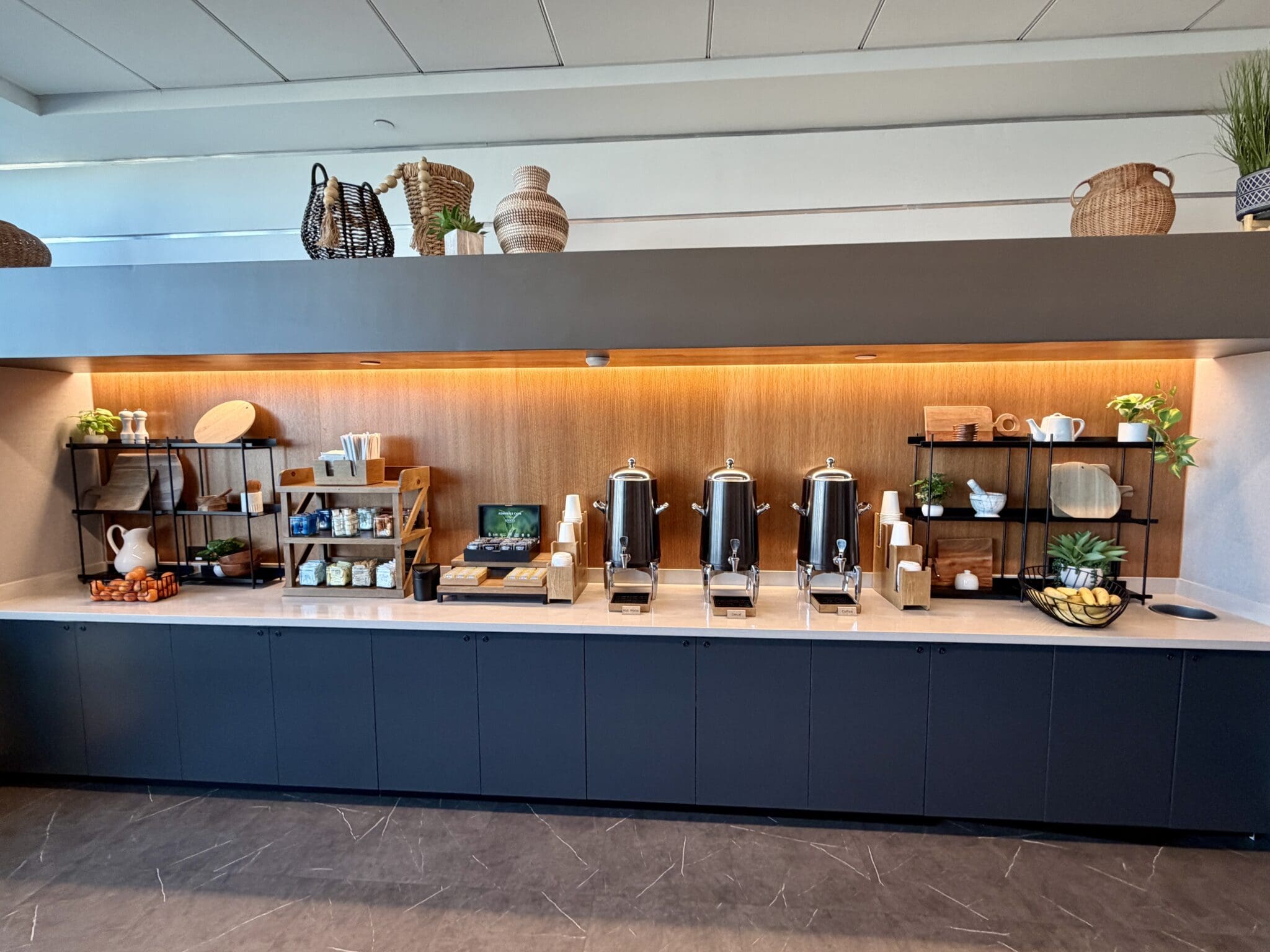Lounge Review: Provisions by Admirals Club℠ (CLT – Gate A1) - The ...