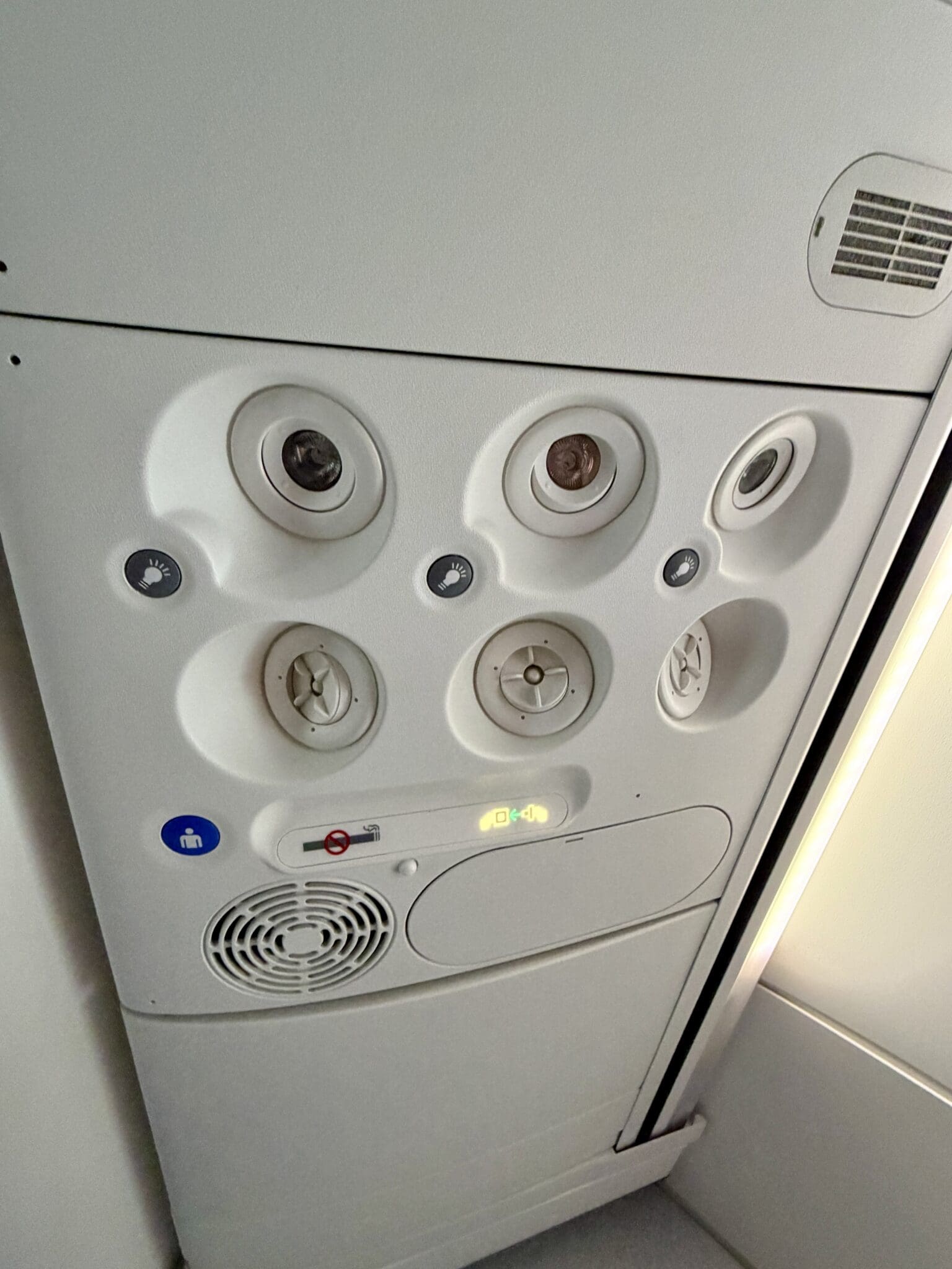 Flight Review: Arajet Boeing 737 MAX 8 Extra – MIA-PUJ - The Bulkhead Seat