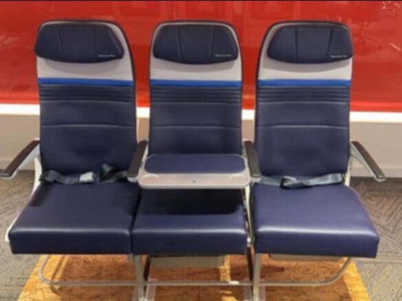 United May Block Middle Seats on New "Coastliner" Aircraft to Cut Crew ...